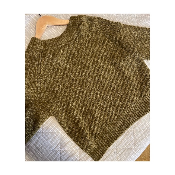 Universal Thread | Sweaters | Universal Thread Knit Green Sweater ...
